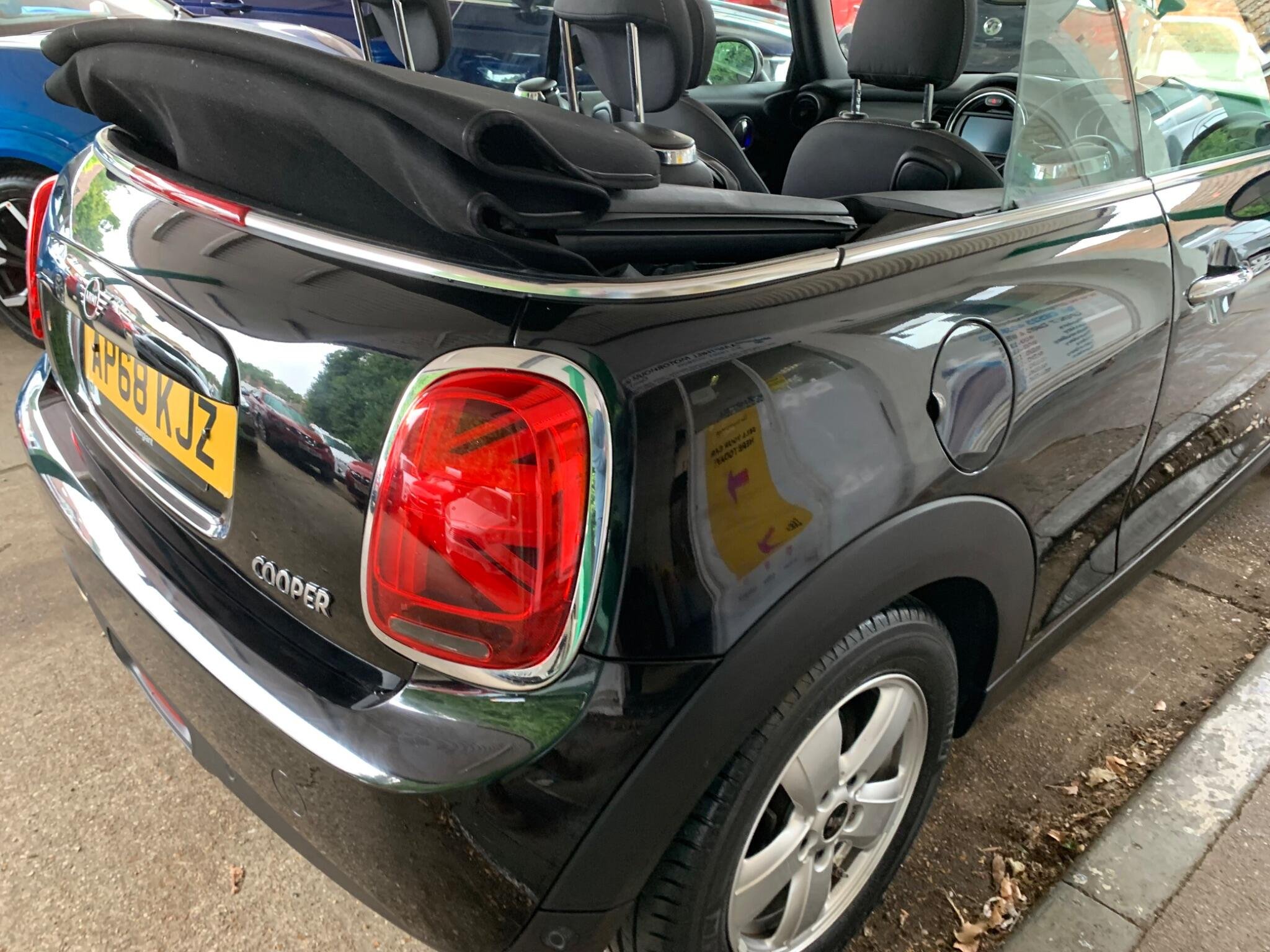 Sold 2018 Mini Convertible 1.5 Cooper Classic Euro 6 (s/s) 2dr, Bedford ...